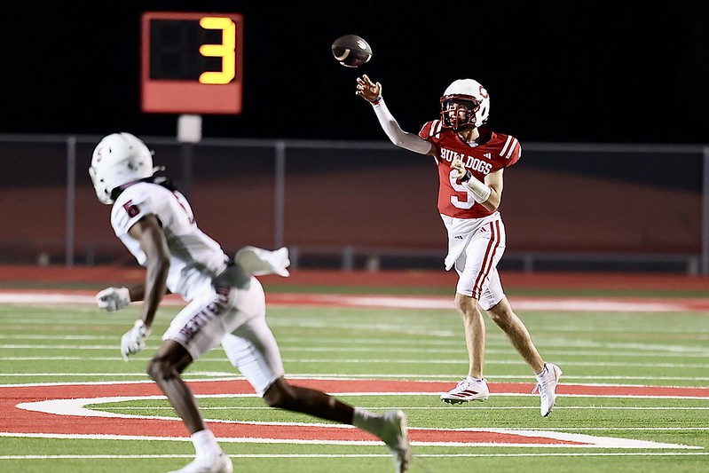 Football: No. 1 Carthage blanks Liberty-Eylau 47-0 on Homecoming ...