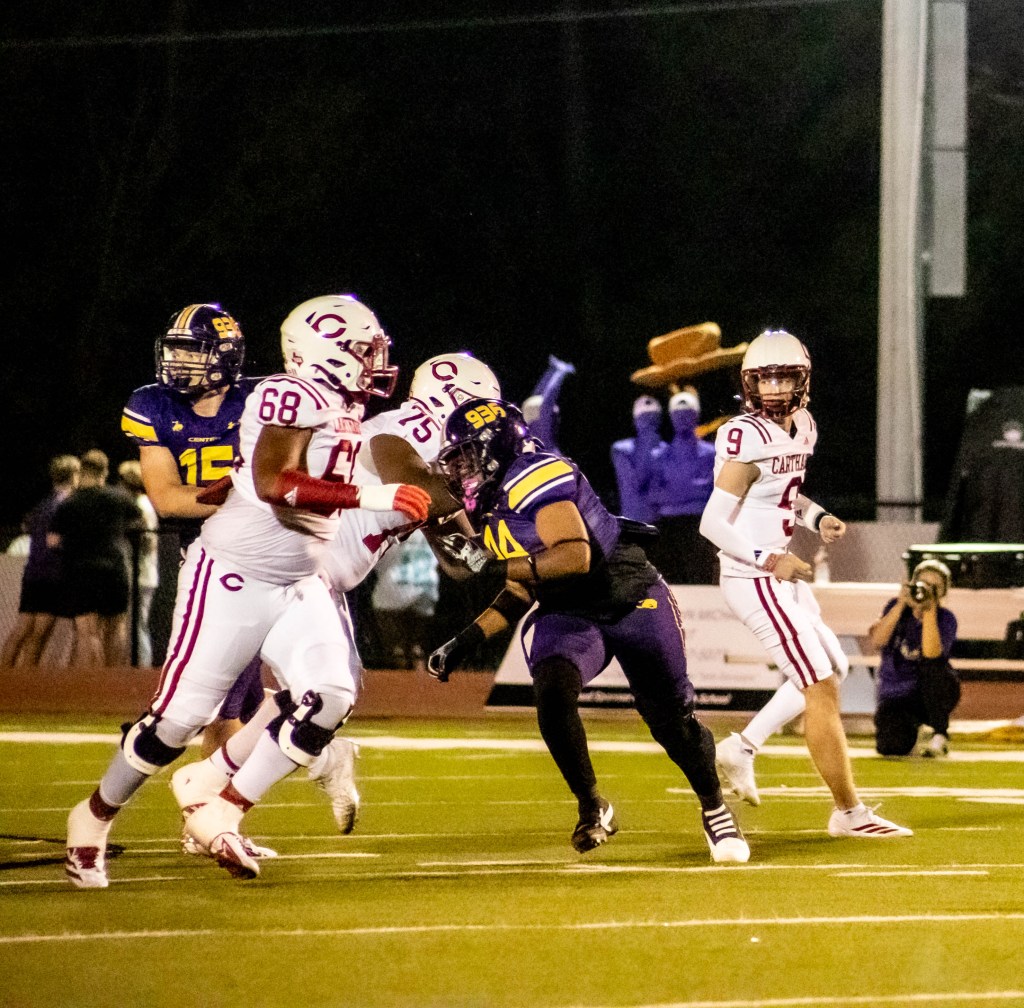 Football: Surratt throws for season-high 328 yards and six TDs as ...