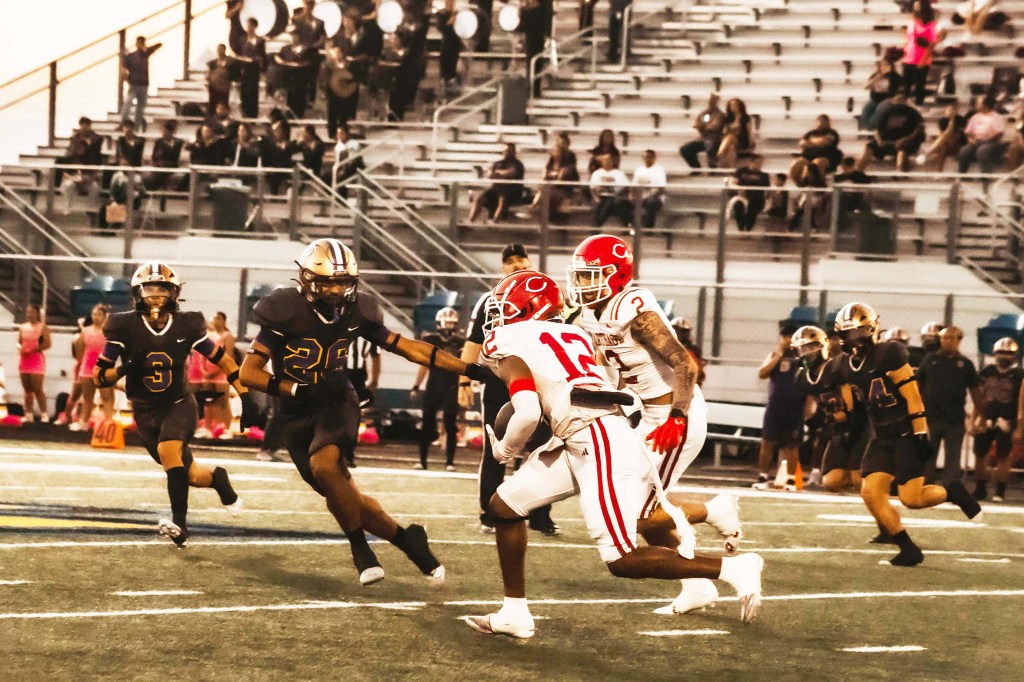 Football: Surratt throws for four TDs, Carthage rolls to 41-3 victory ...