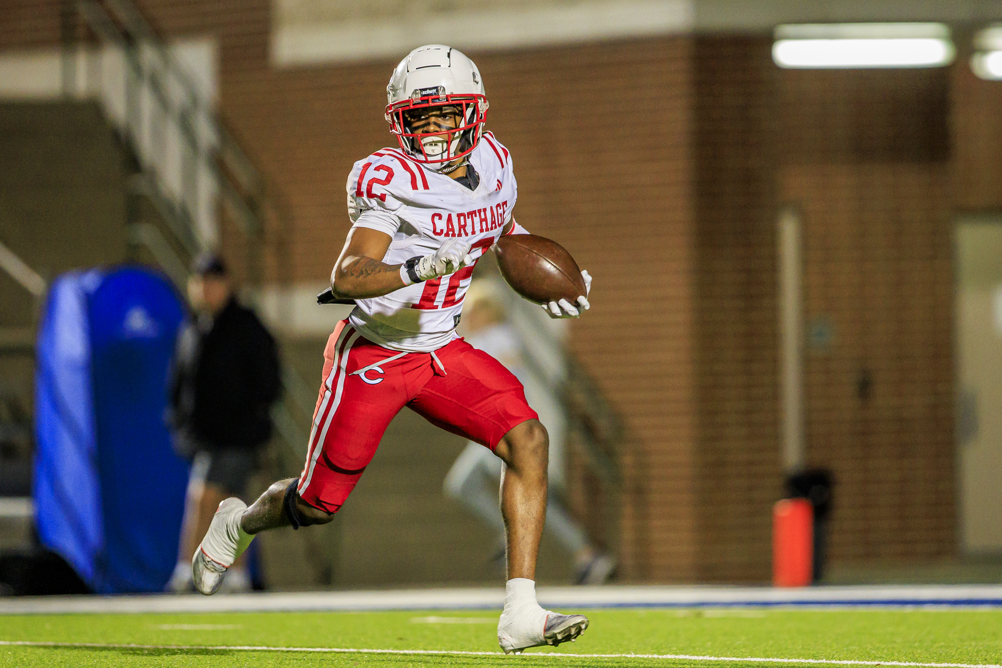 Football: No. 1 Carthage clamps down on No. 3 Brock for 49-21 victory ...